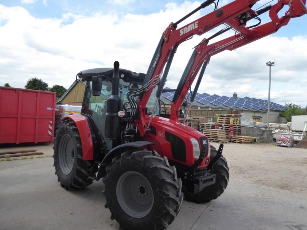 Details :: Same Traktor :: Concrete